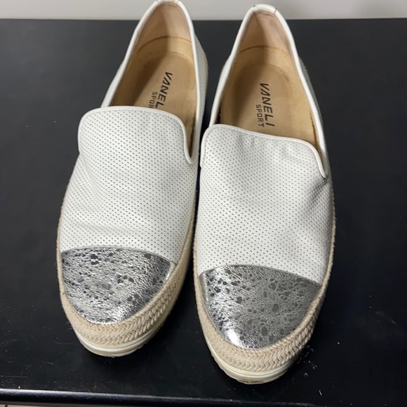 Vaneli | Shoes | Vaneli Sports Leather Flats | Poshmark